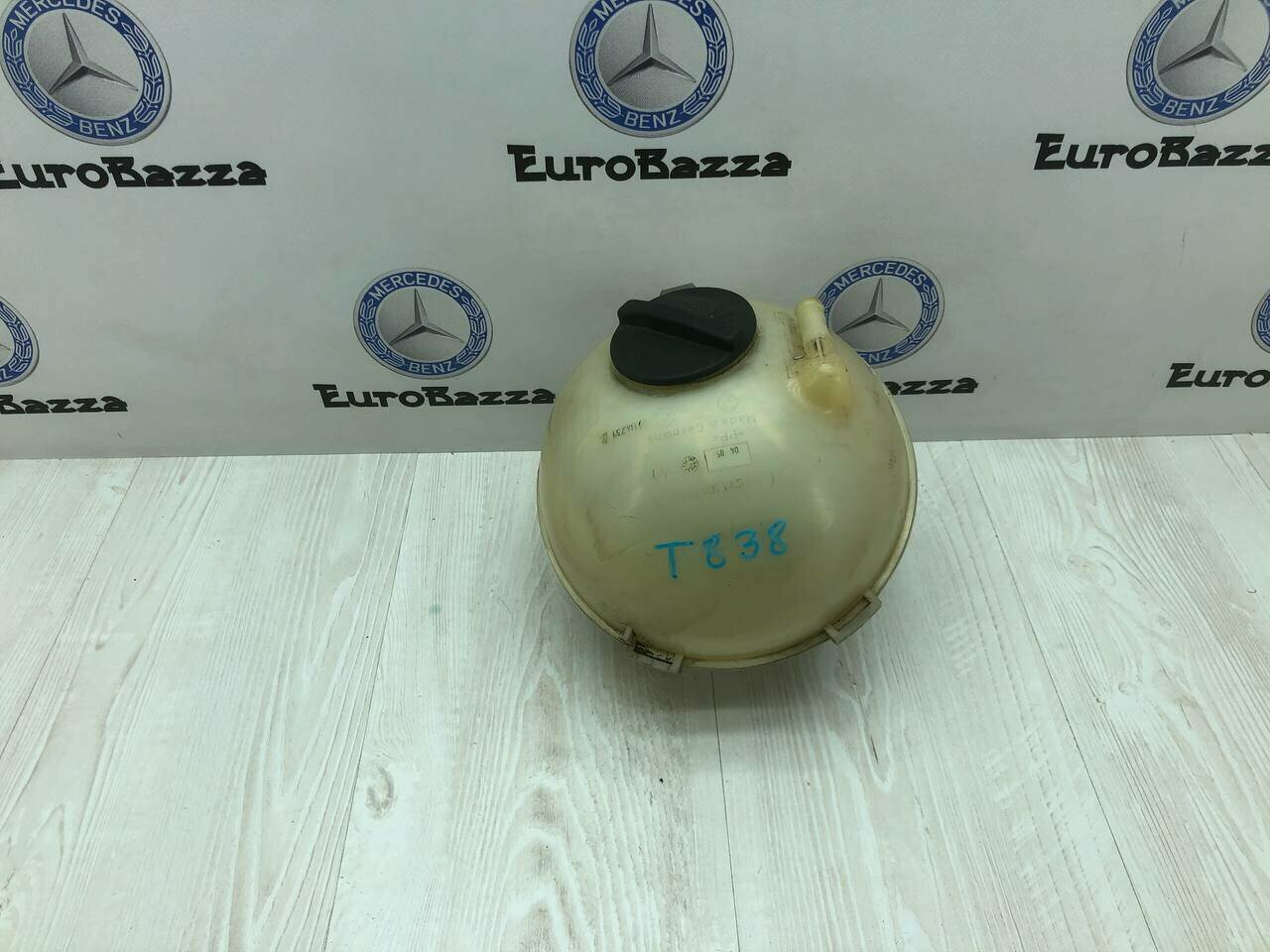 Бачок расширительный Mercedes W639 A6395010203