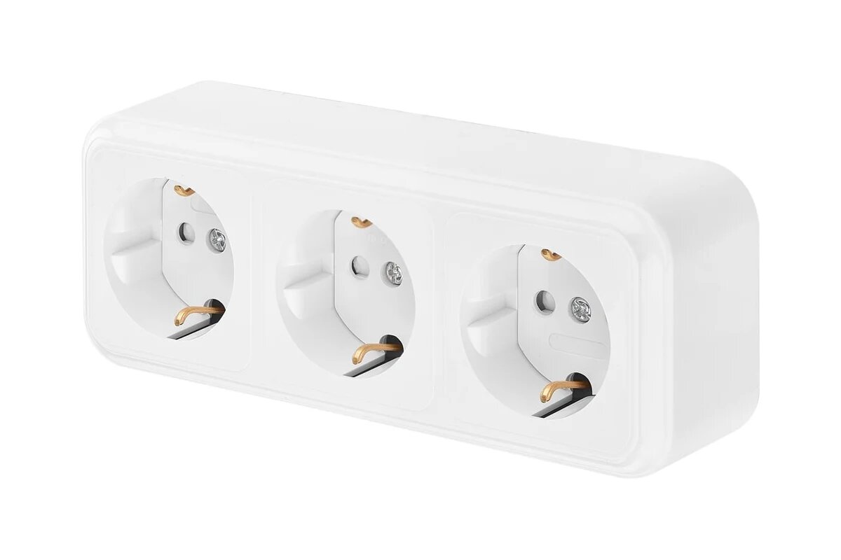 Евророзетка 3 ОП 16А с з/шт Bylectrica Пралеска белый