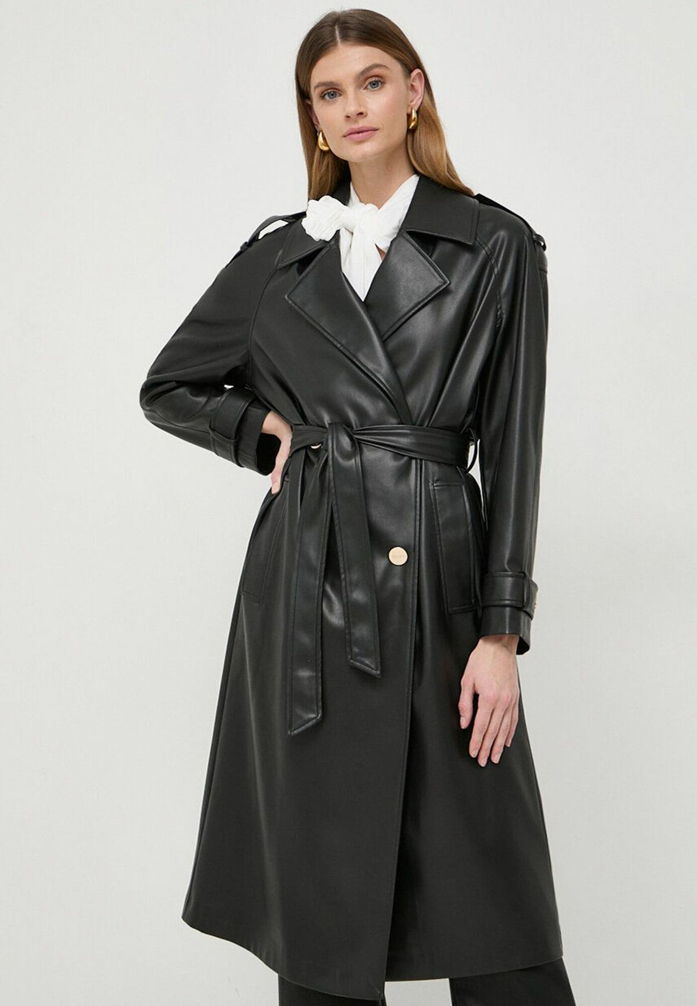 Тренчкот Весна-лето 2025