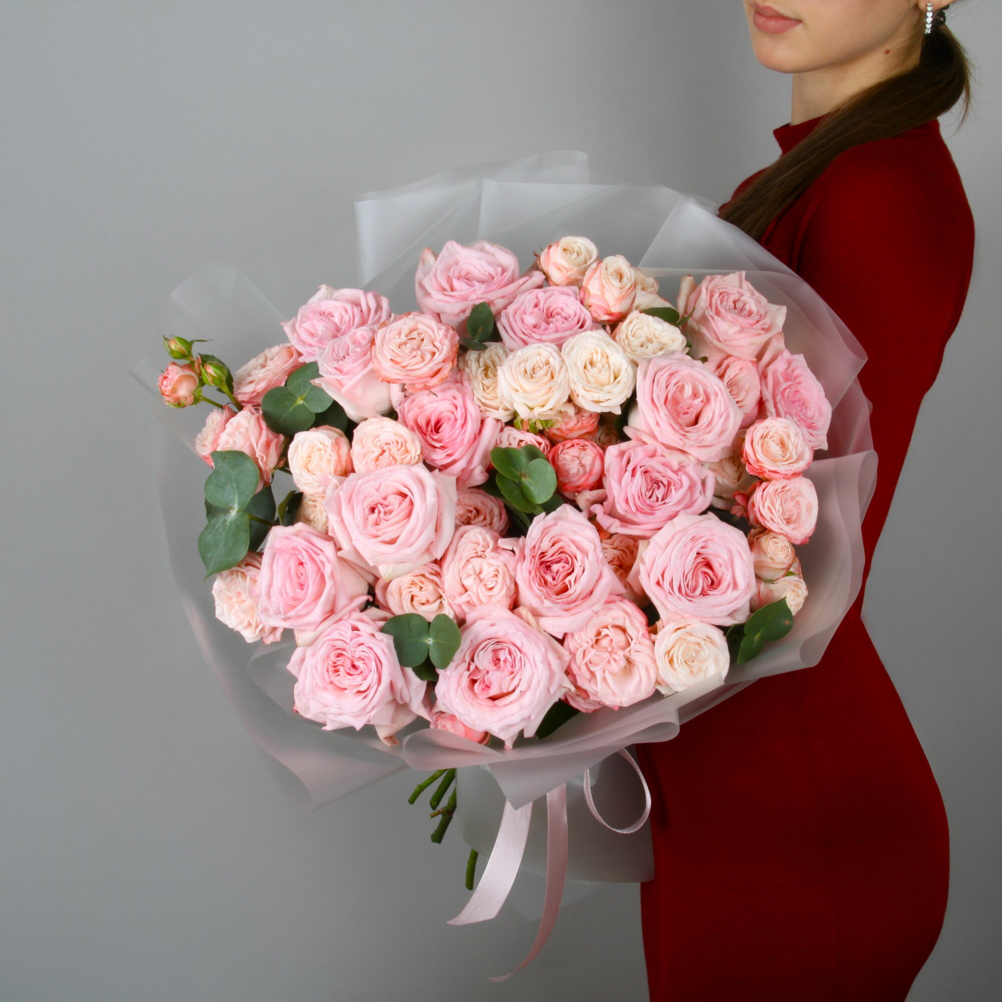 Зефир букет из кустовых и пионовидных роз