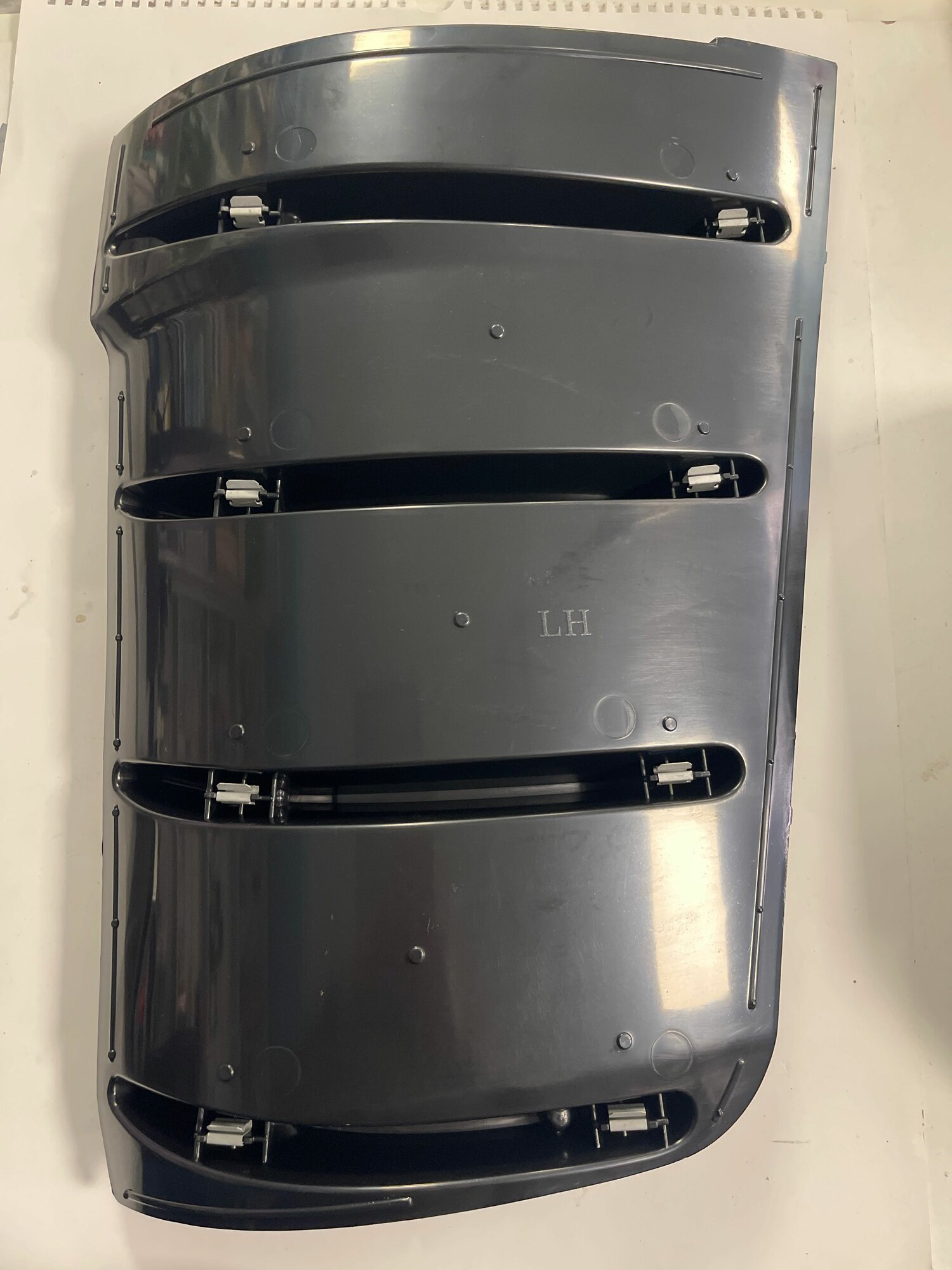 Воздуховод черный пластик лев МАН о. н.81611106049 MARSHALL M3090608