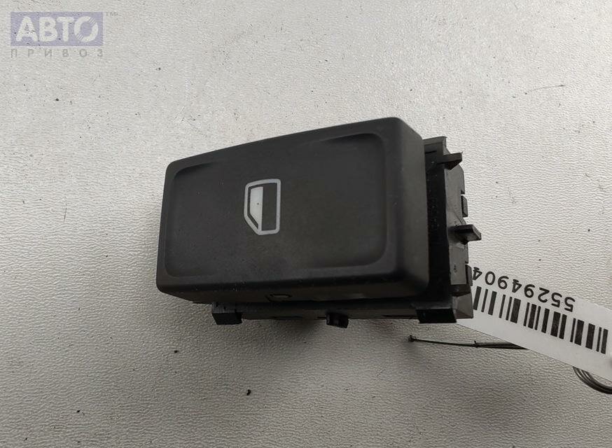 Кнопка стеклоподъемника переднего правого Skoda Octavia mk3 (A7 5E) 2013-2020