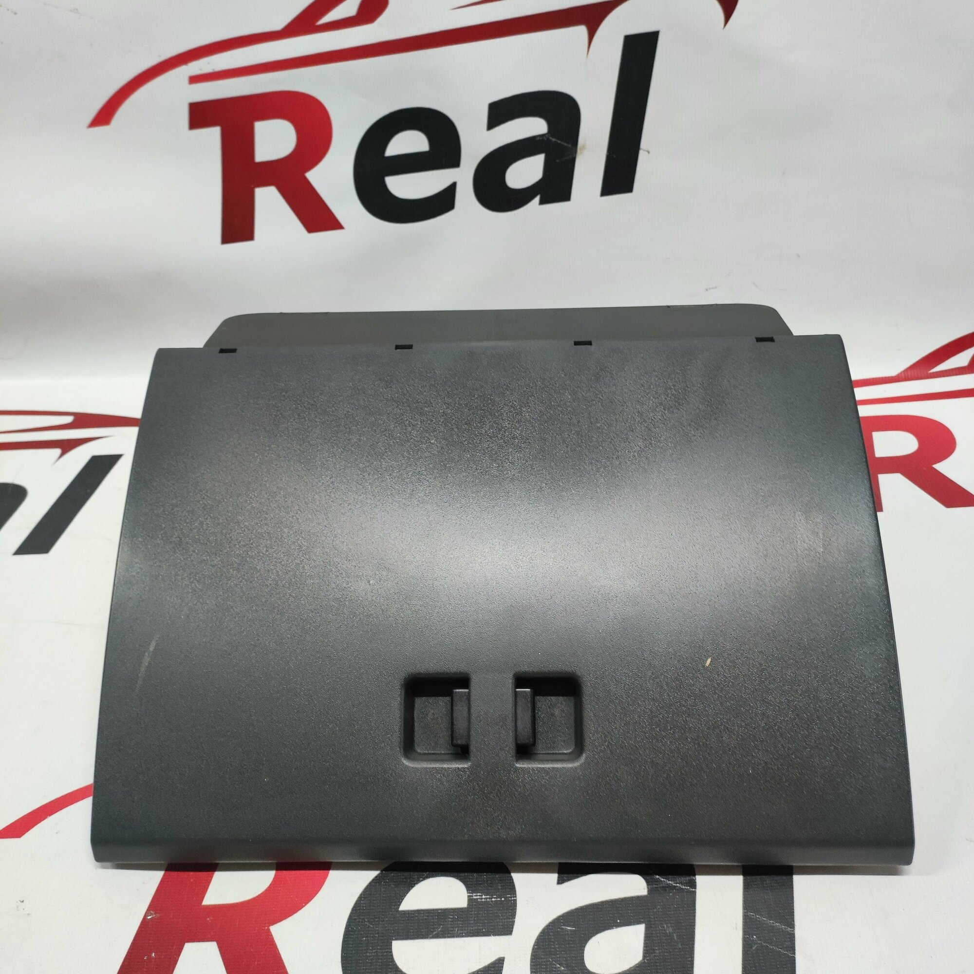 Крышка (бардачка) вещевого ящика для 2112,2111,2110 (евро панель) в сборе