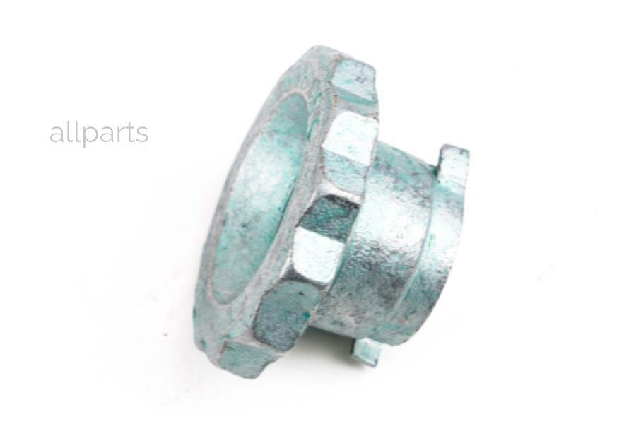 VAG 6Q0407396B Гайка ступицы / SKODA FABIA