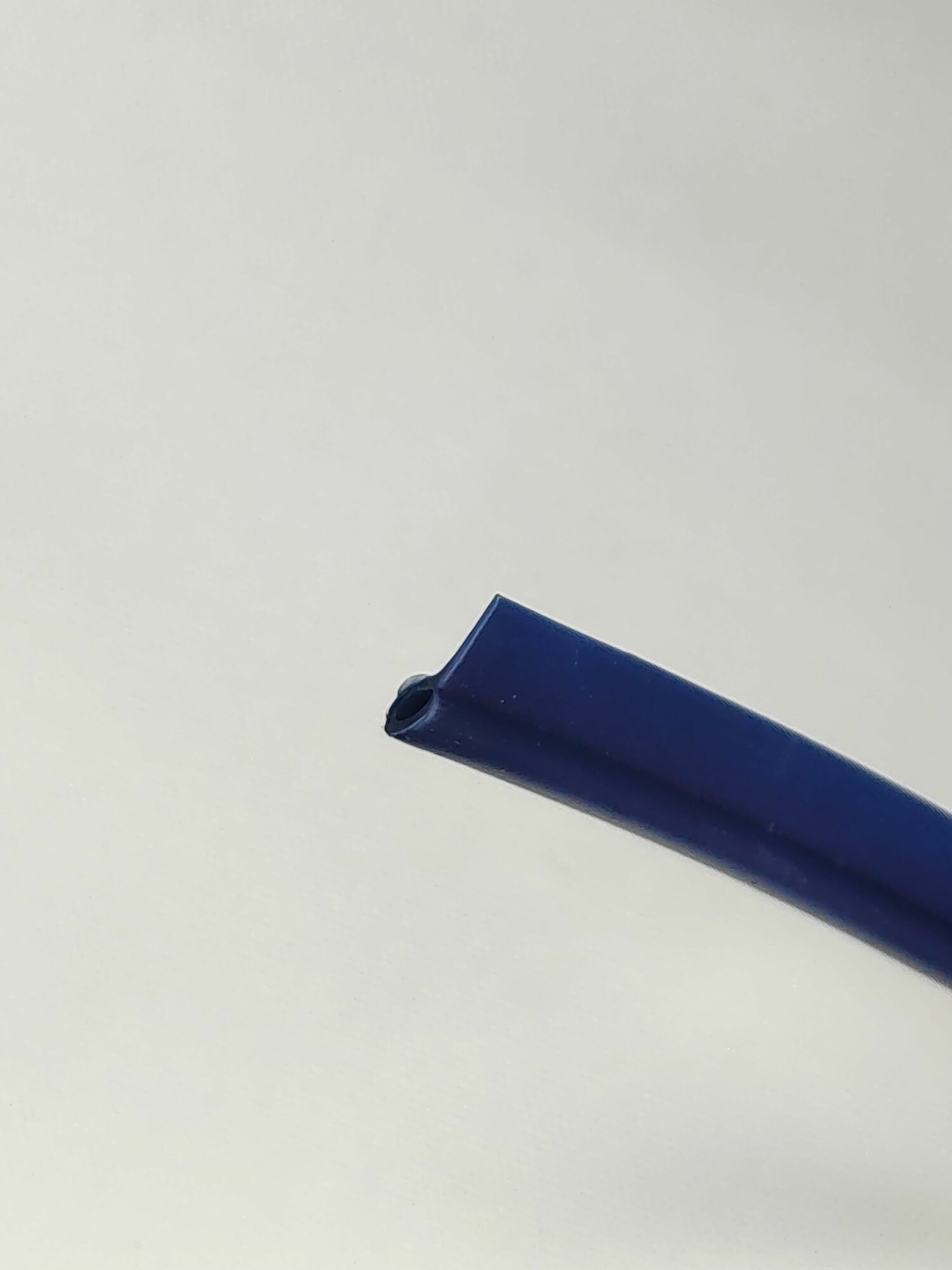 Кедер ( кант, жилка, шнек) для сумок, авточехлов и одежды, намотка 5м, темно-синий (чернильный)/размер: ширина головки 3,1мм; длина юбки 5.5мм