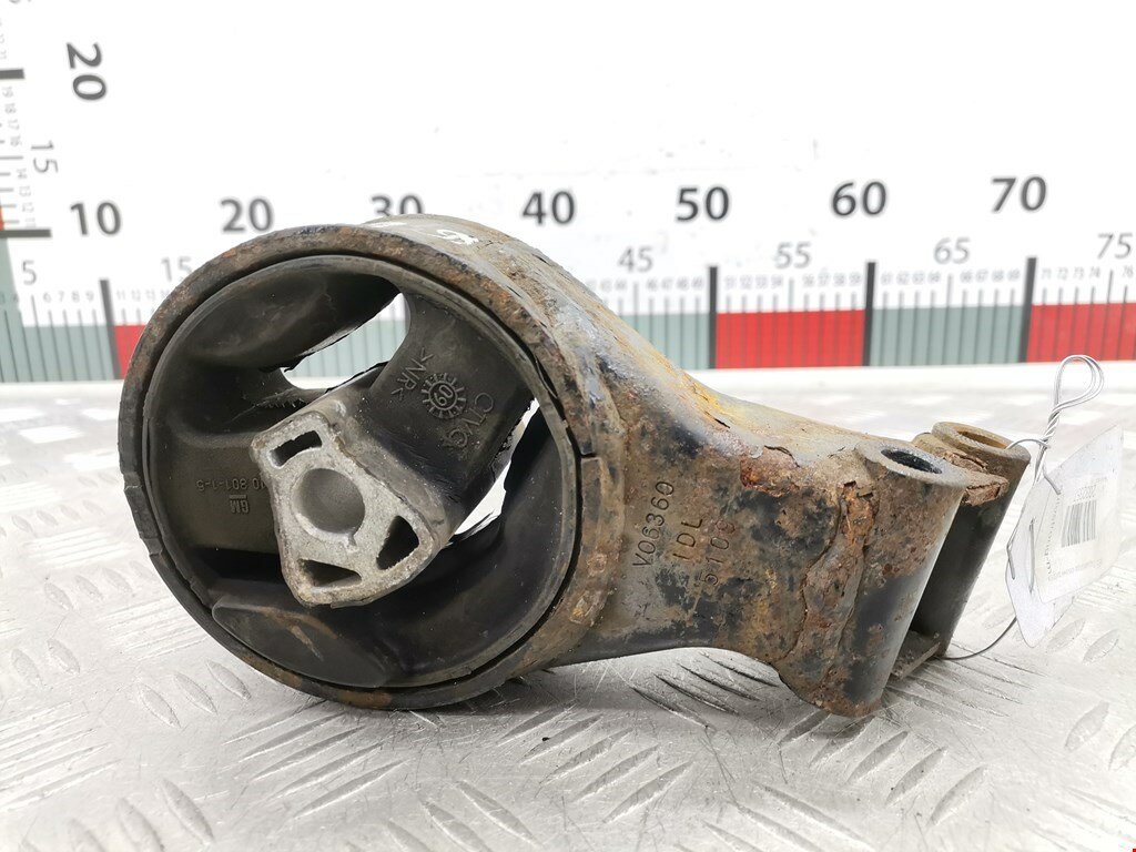 Подушка (опора) крепления двигателя Opel Astra J 13248599 арт. 2032357