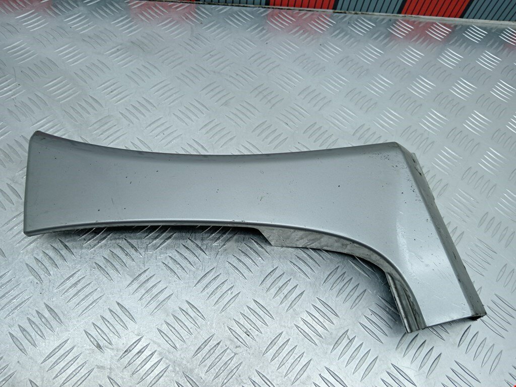 Накладка декоративная на порог правая Renault Koleos 764260003R арт. 1797106