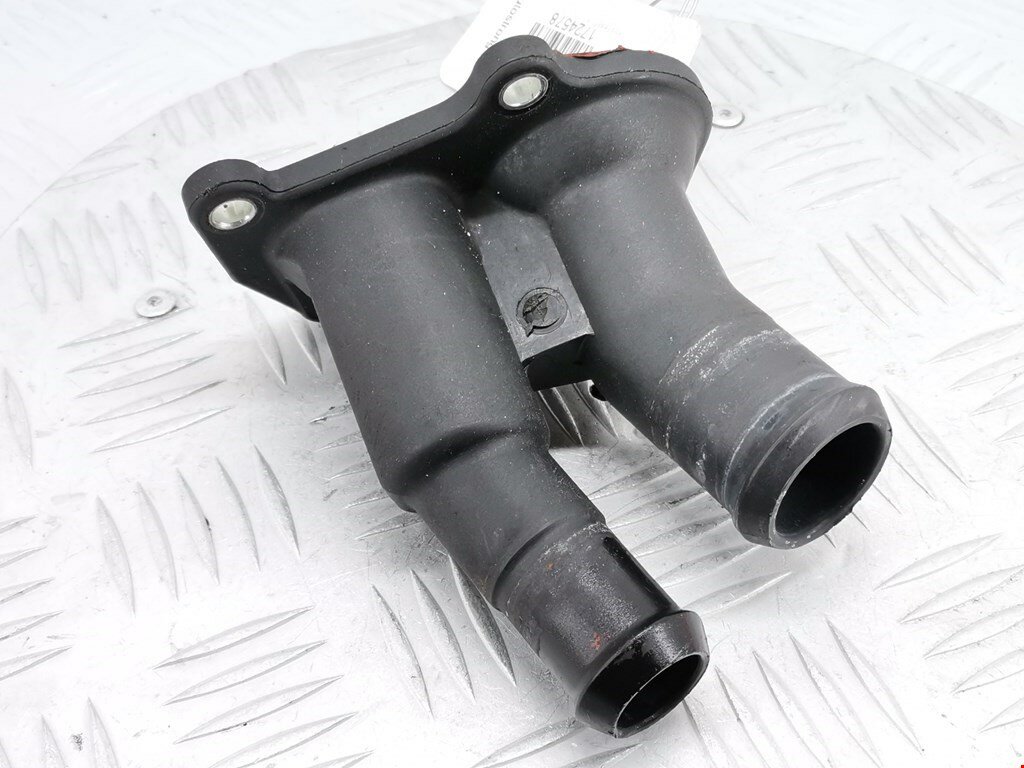 Корпус термостата Ford Fiesta 5 1707050 арт. 1724578