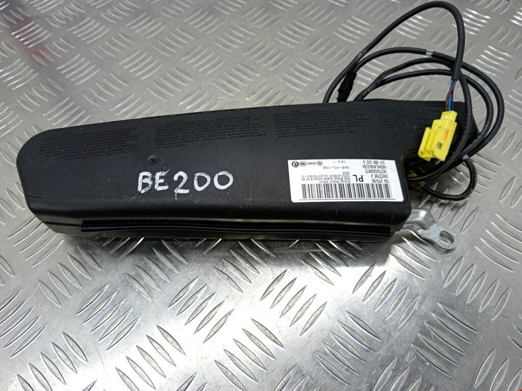Подушка безопасности боковая (в сиденье) Volkswagen Golf 5 1K4880242D арт. 1727620