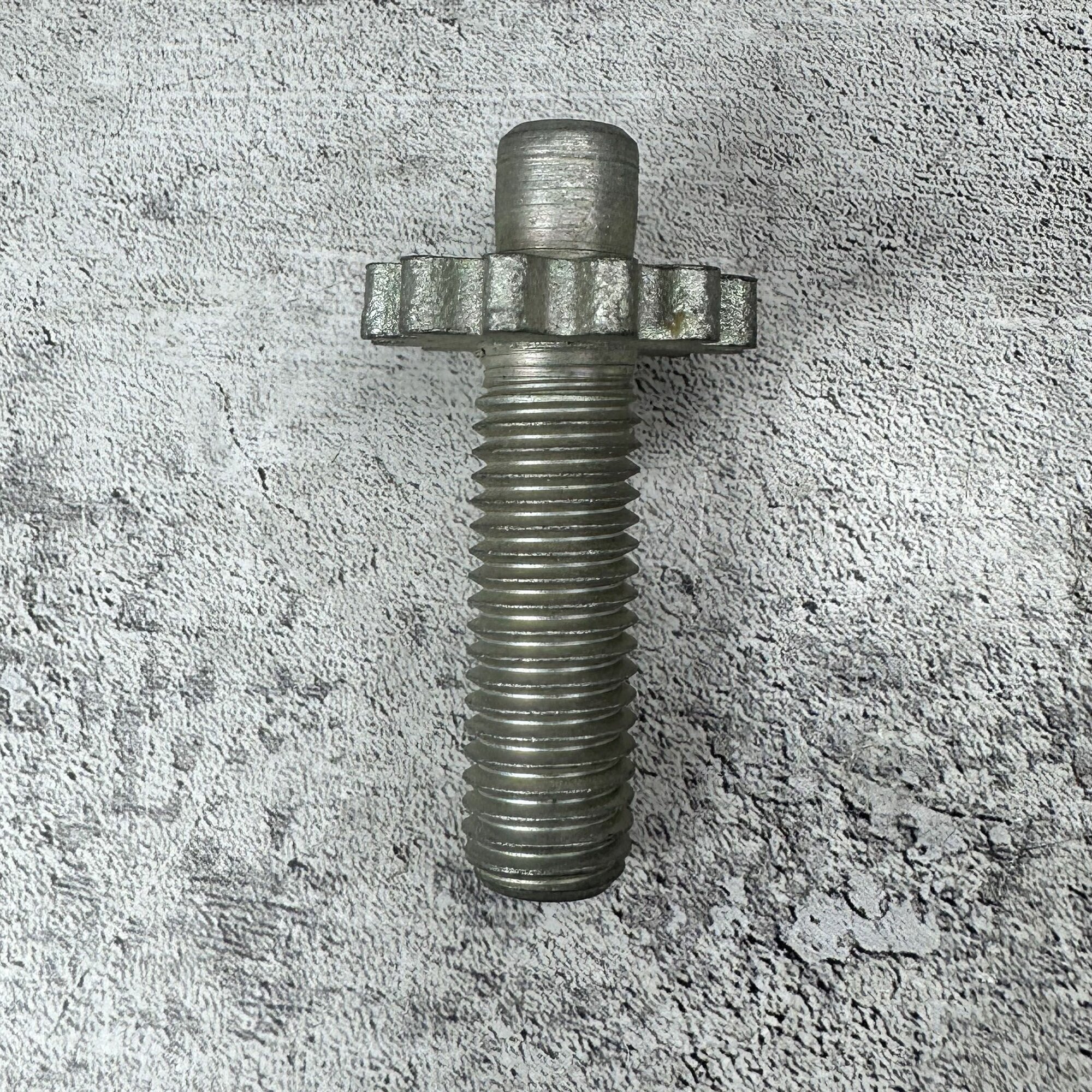 Винт регулировочный ГАЗ-3307, 3309 разжимного механизма тормоза