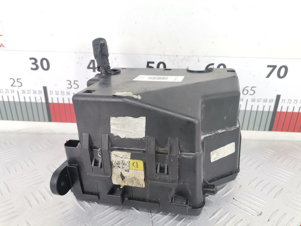 Блок предохранителей Hyundai Santa Fe 1 (SM) 9128826000 арт. 1589348