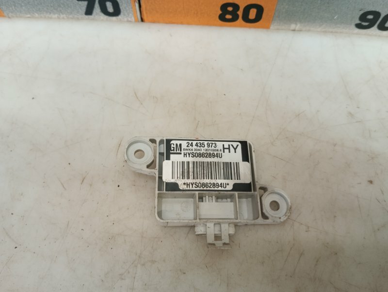 Б/У датчик удара, Опель Вектра Б Датчик AIR BAG Opel Vectra 2001 B 329764 OPEL арт. 24435973