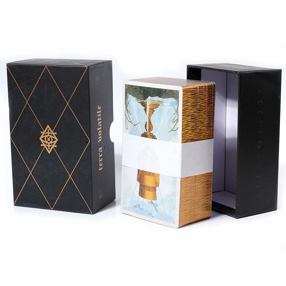 Карты Таро Изменчивая земля The Terra Volatile Tarot 12*7см