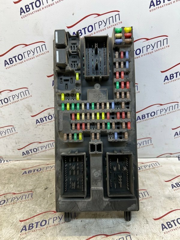 блок предохранителей LR RR Vogue 3 L322 LCI Л322 Рест LR023679