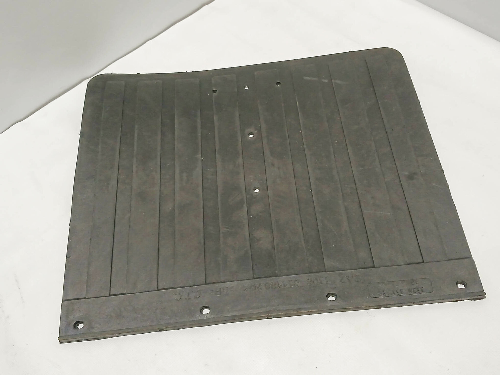 Фартук заднего брызговика