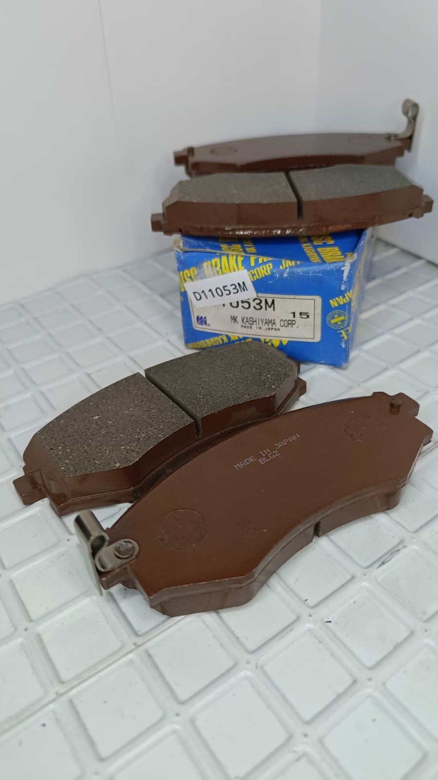 Колодки тормозные KASHIYAMA D11053M дисковые передние с индикатором износа Hyundai Elantra, Lantra, Coupe