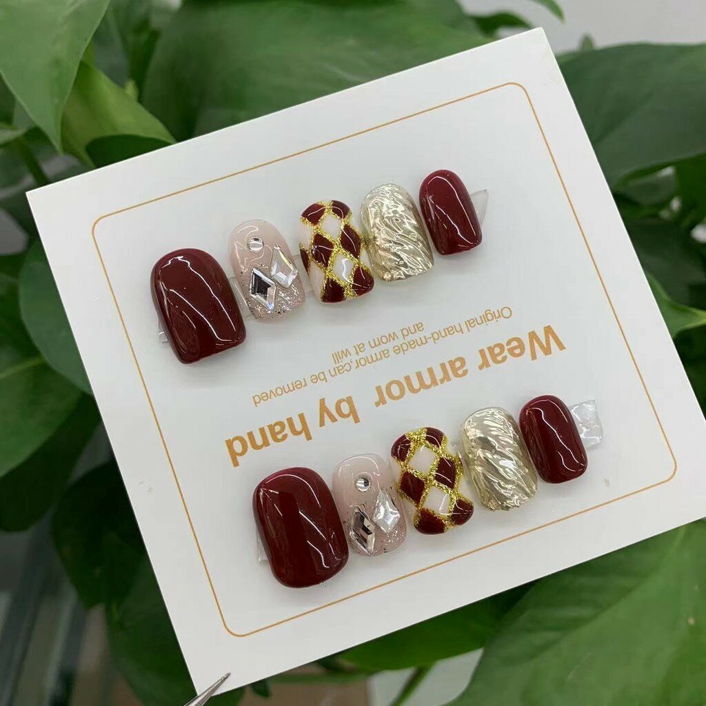 Универсальные наклейки на ногти с дизайном шахматной доски, подходящие для ретро и тонкого стиля, M