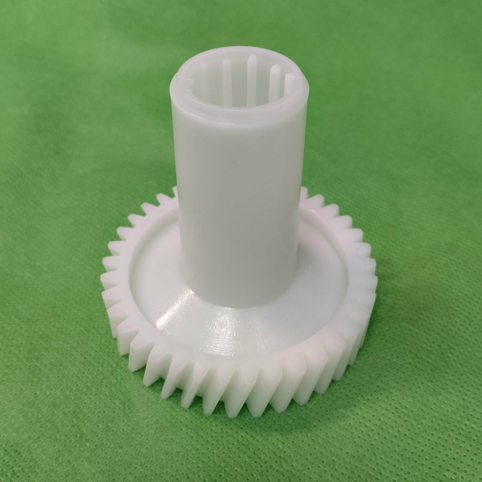 Шестерня мясорубки Zelmer, Bosch, Philips (Зелмер, Бош, Филипс) большая под втулку 793638