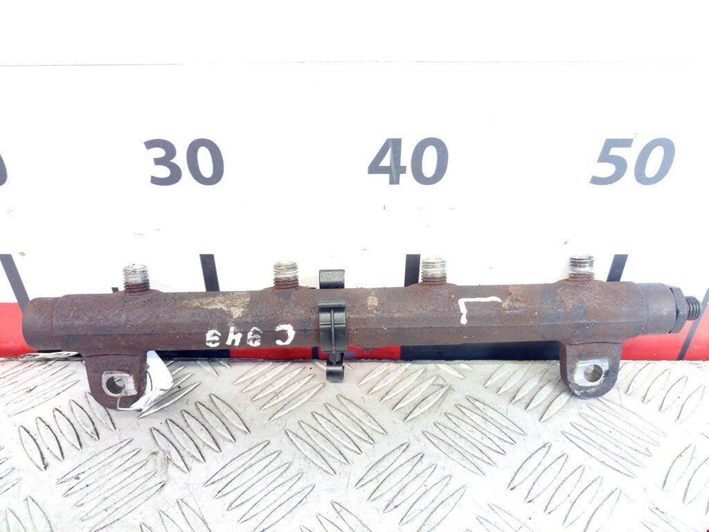 Рампа топливная (топливная рейка) Land Rover Range Rover 3 LR020018 арт. 1086848