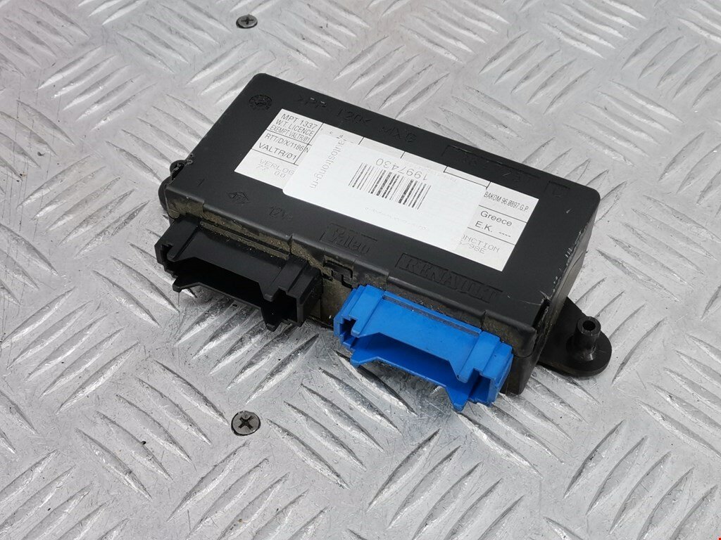 Блок комфорта Renault Laguna 1 7700427844 арт. 1997430
