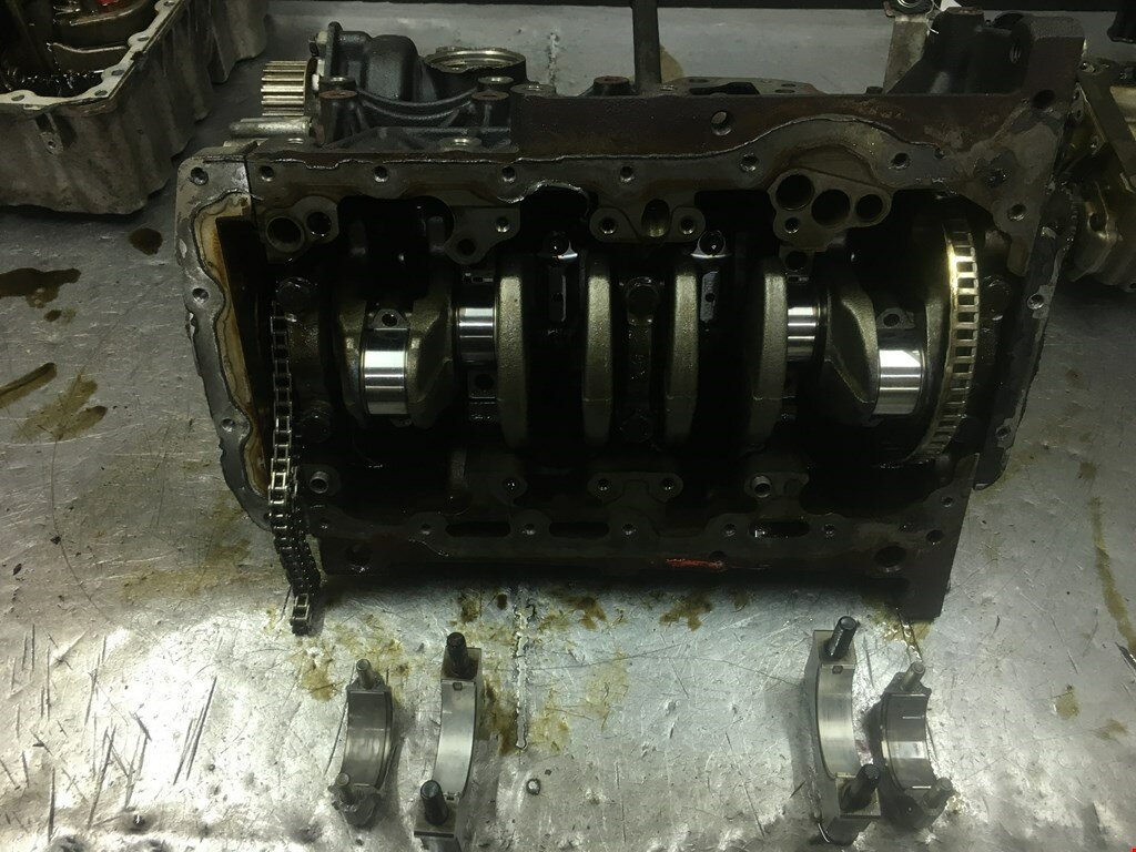 Блок двигателя (блок цилиндров) Volkswagen Eos 06F103011F арт. 2020129