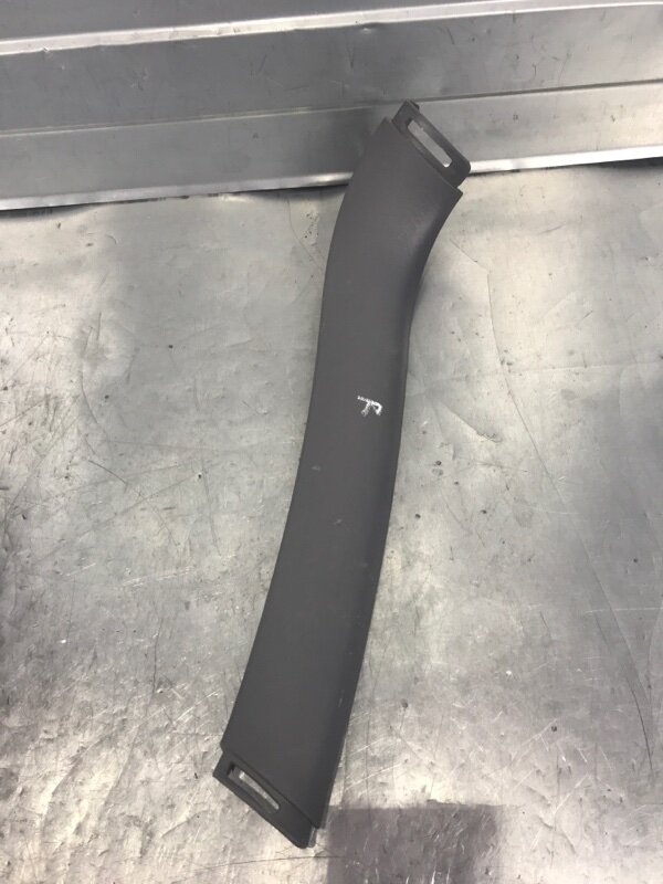 Обшивка двери багажника Hyundai Matrix FC G4ED 2001 задн. прав. (б/у) 8174117000