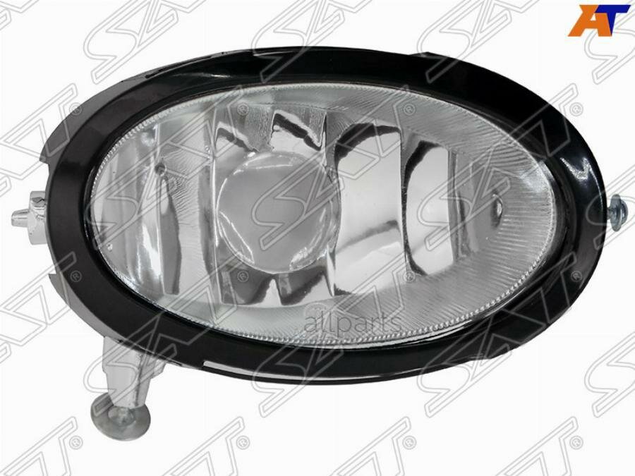 SAT ST-216-2010CR Фара противотуманная (Справа) Mazda 3 03-09 / Axela 03-09