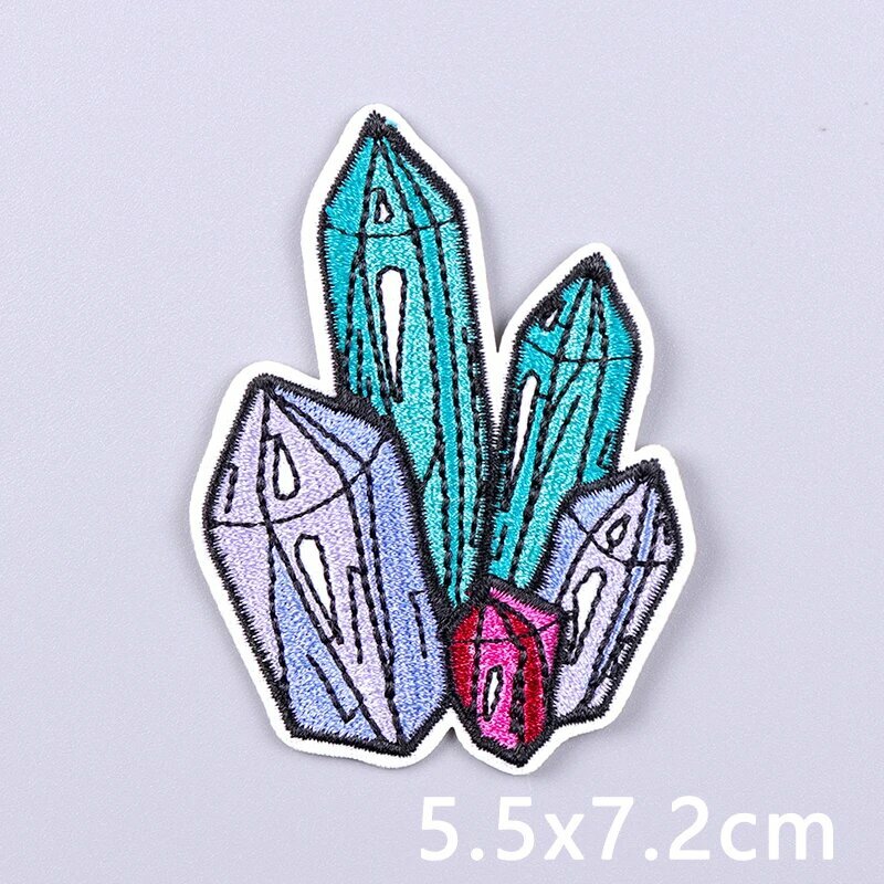 Вышитые нашивки животные горы pulaqi PE8407CT