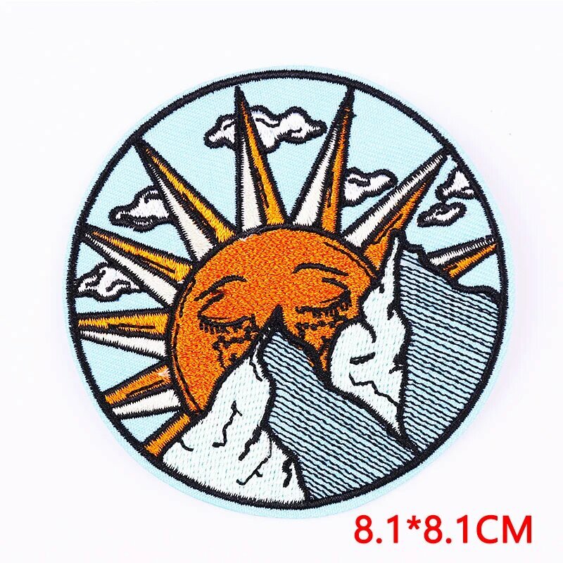 Нашивки "Горы Приключения" Pulaqi с вышивкой PE7865CT