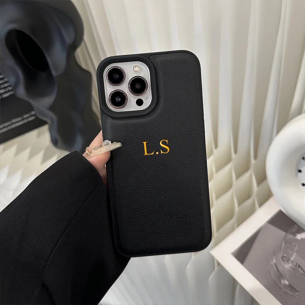 Персонализированный индивидуальный чехол с именем для iPhone 16, 15, 14, 13, 12, 11 Pro Max, роскошный кожаный чехол с 3D гравировкой инициалами с золотыми буквами Black, for iPhone 11