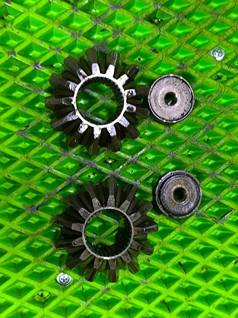 сателлиты большие Фольксваген Поло QAA 02T409121S