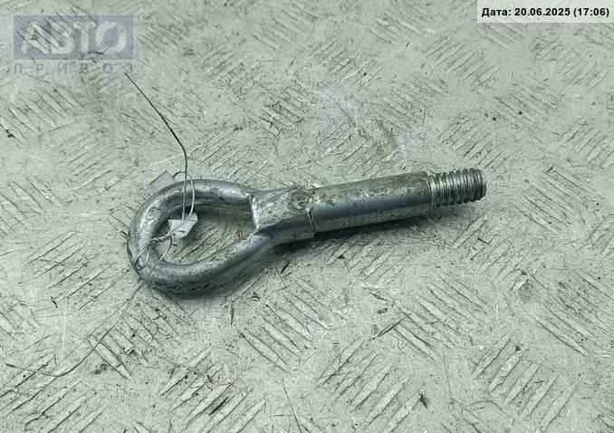 Крюк буксировочный Mercedes C-Class W203 (2000-2006)
