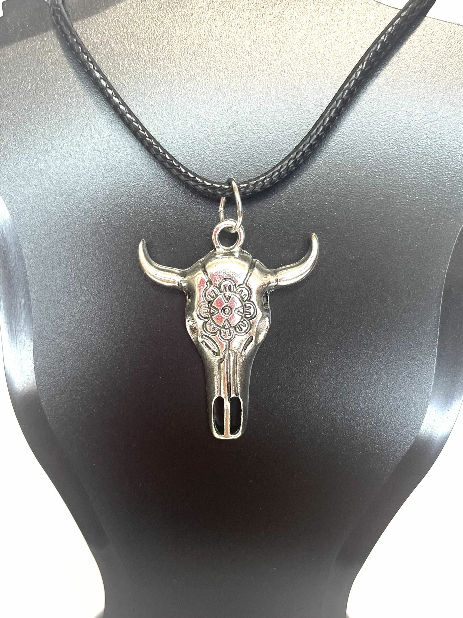 Оберег Череп Быка