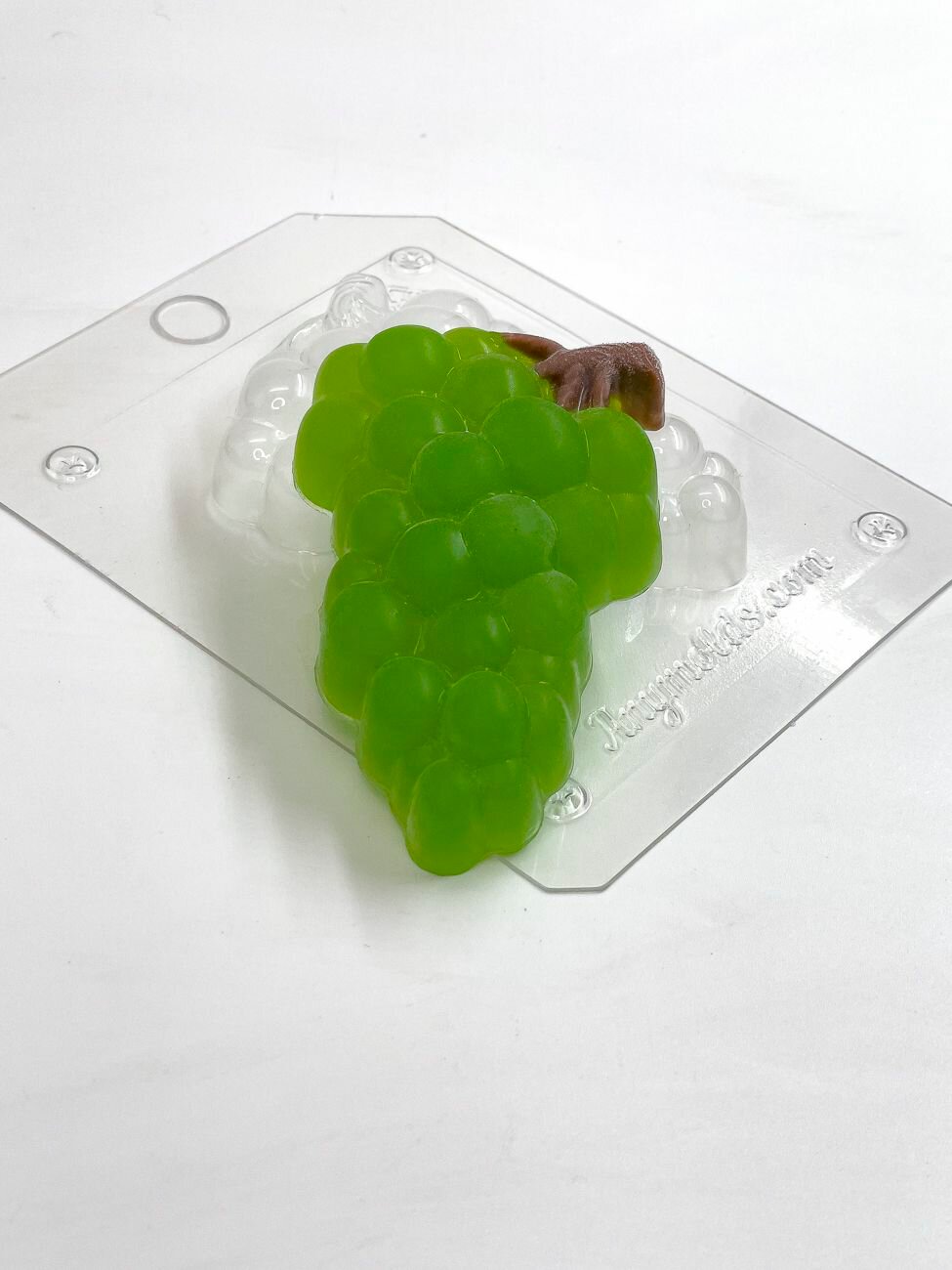 Гроздь винограда форма пластиковая для мыла и шоколада