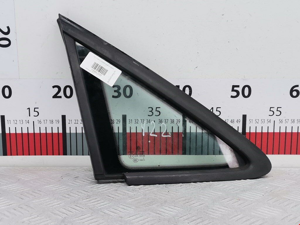 Стекло кузовное переднее правое Volkswagen Touran 1 1T0845412A арт. 1986300