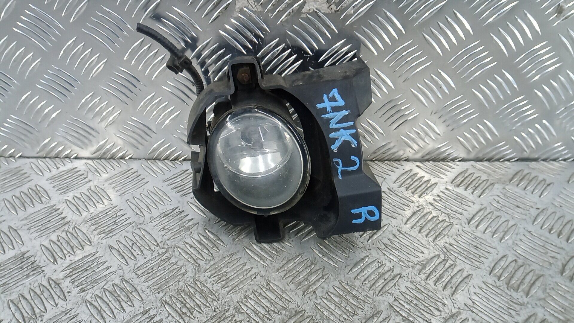 Фара галогенная правая передняя NISSAN ALMERA TINO V10