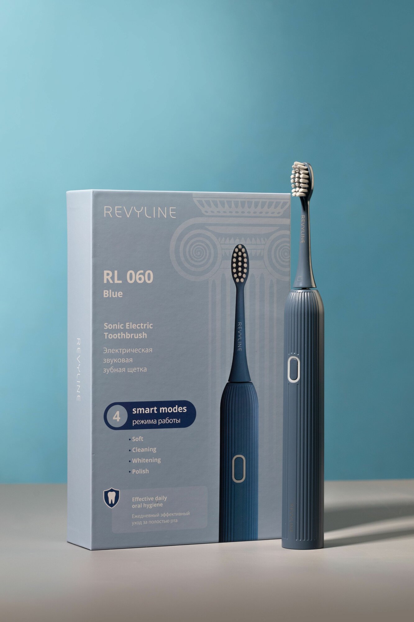 Звуковая электрическая зубная щетка Revyline RL 060