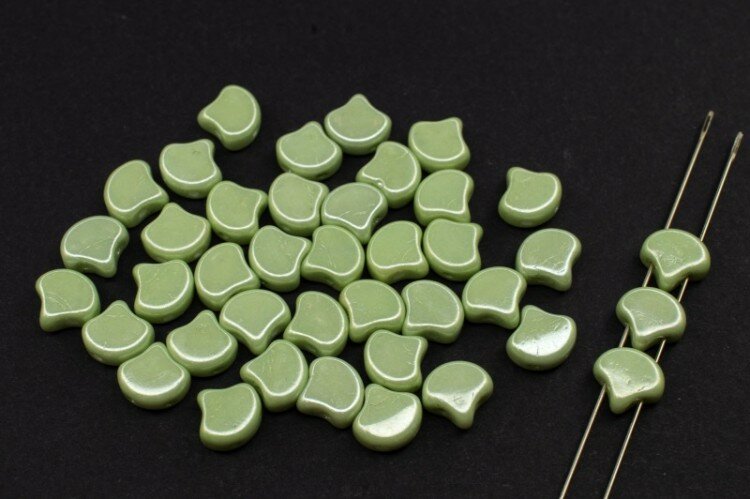 Бусины GINKO 7,5х7,5мм, отверстие 0,8мм, цвет 03000/14457 светло-зеленый глянцевый, 710-063, 10г (около 40шт)