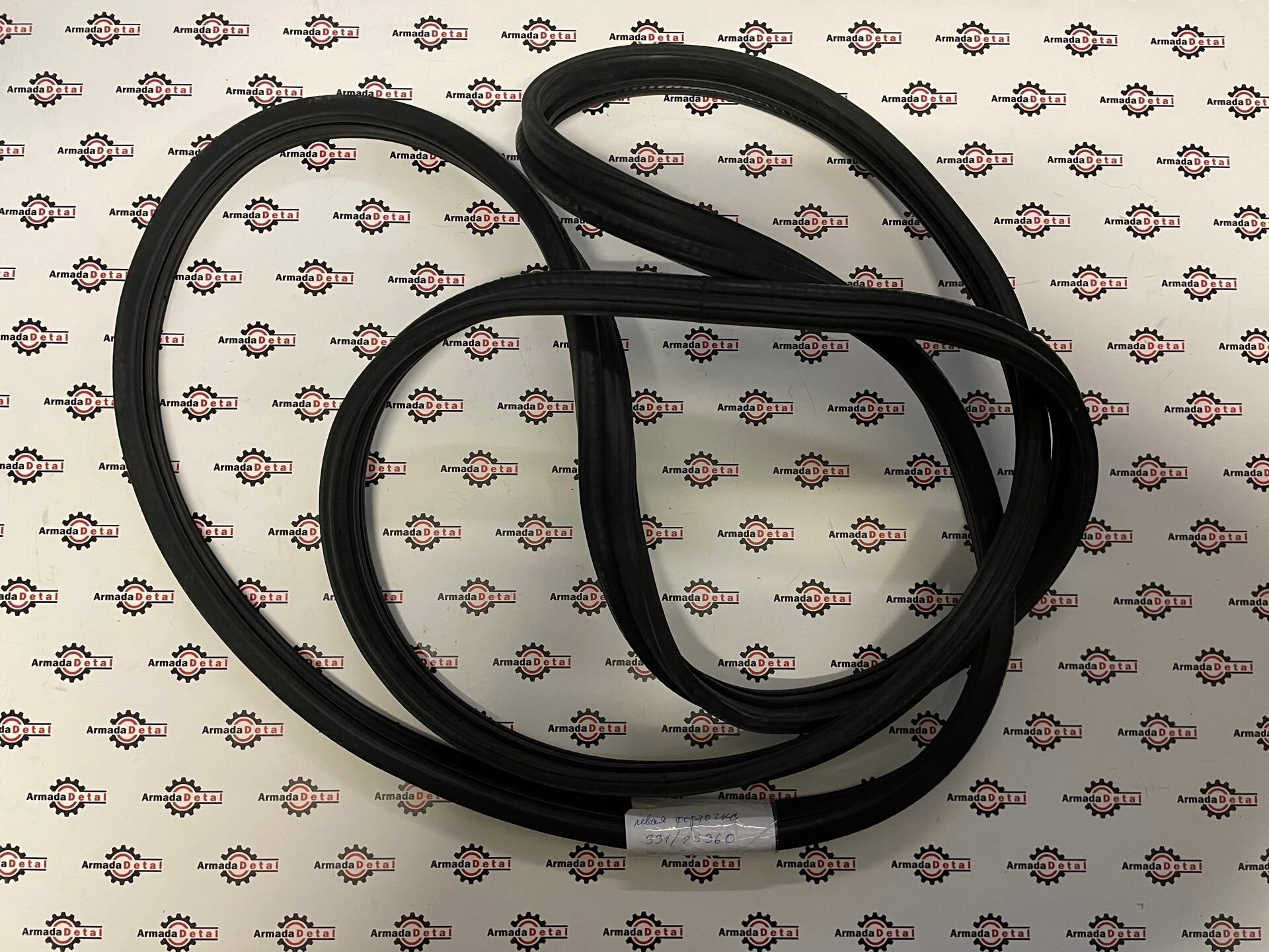 Резиновое уплотнение левой форточки 331/23360 Spare Parts