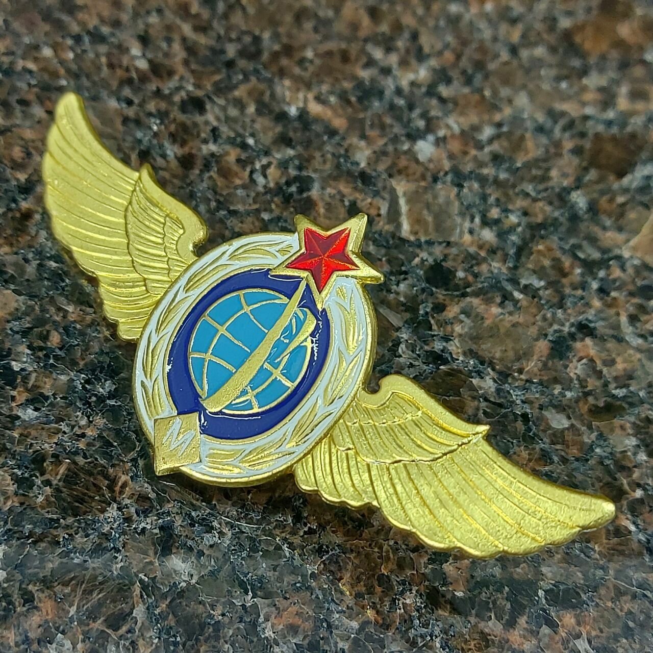 Знак нагрудный классность ВКС - мастер