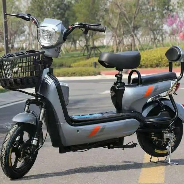 Электроскутер (мотоцикл) super pro vrs263skut