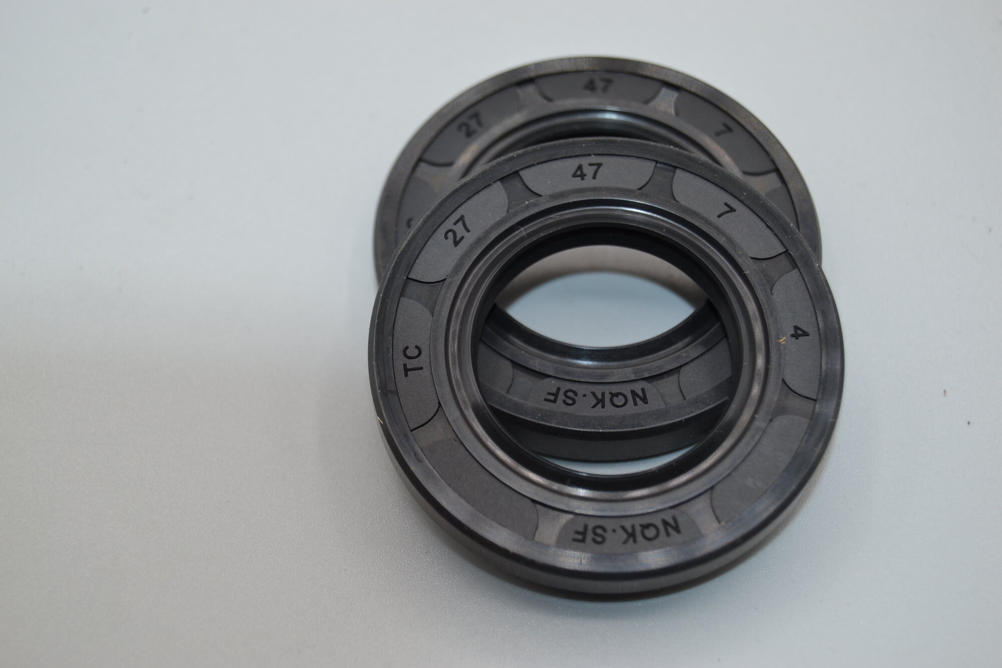 Манжеты сальники 27x47x7, (2шт)