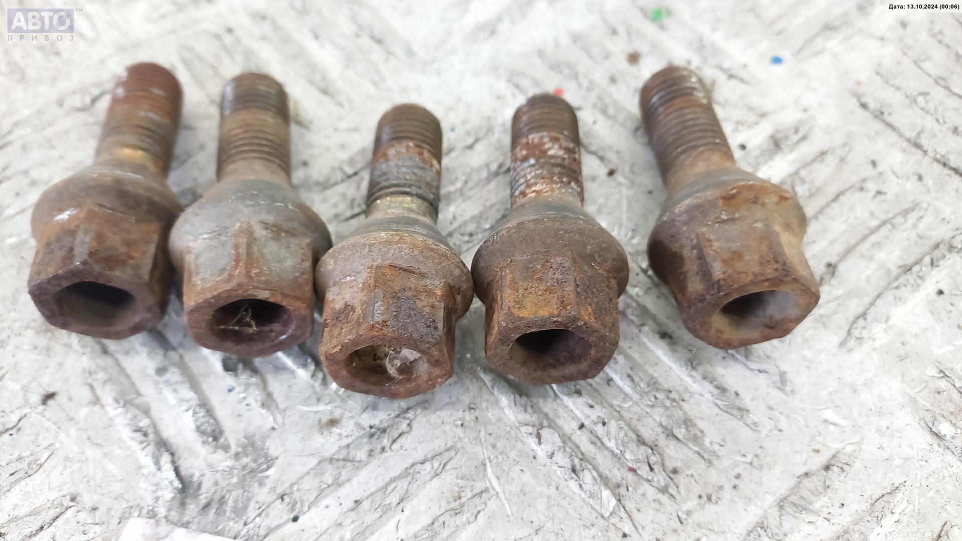 Болт колесный (гайка колесная) BMW 5 E39 (1995-2003)