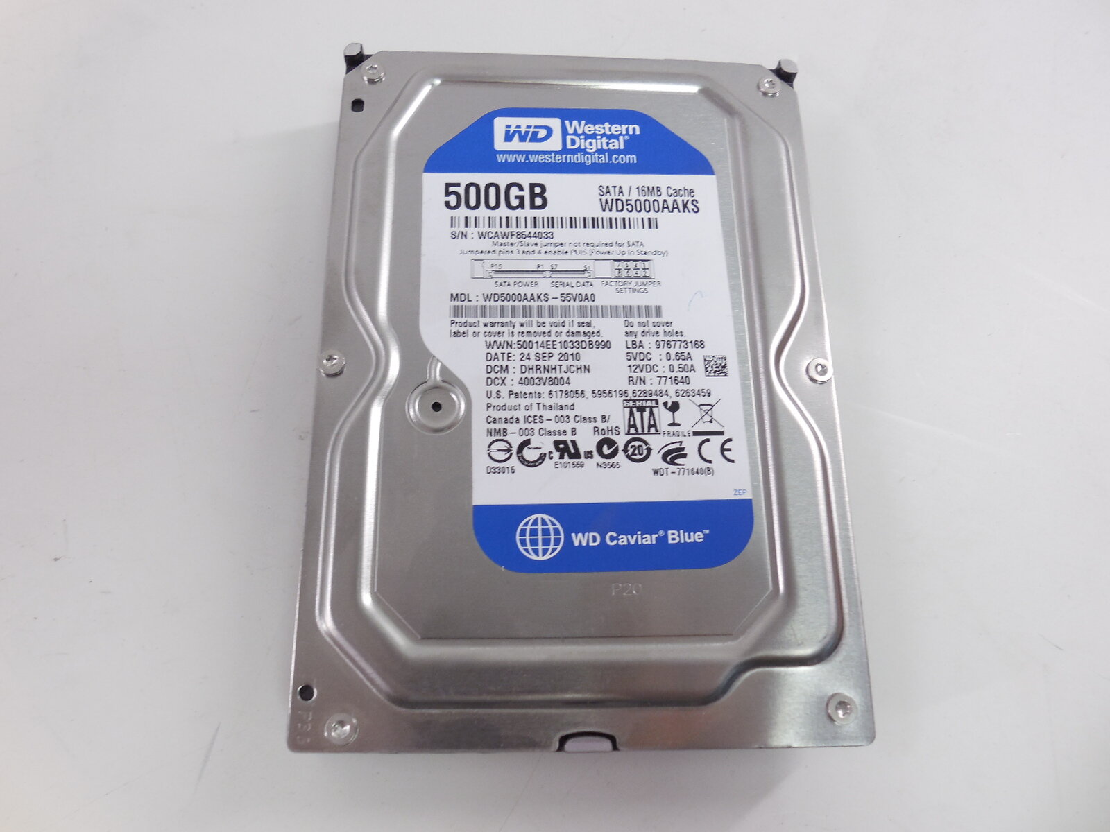 Жесткий диск HDD SATA 500Gb Western Digital Caviar Blue (WD5000AAKS), форм-фактор 3.5", интерфейс SATA-II 3Gb/s, скорость вращения 7200rpm, объем буферной памяти 16mb
