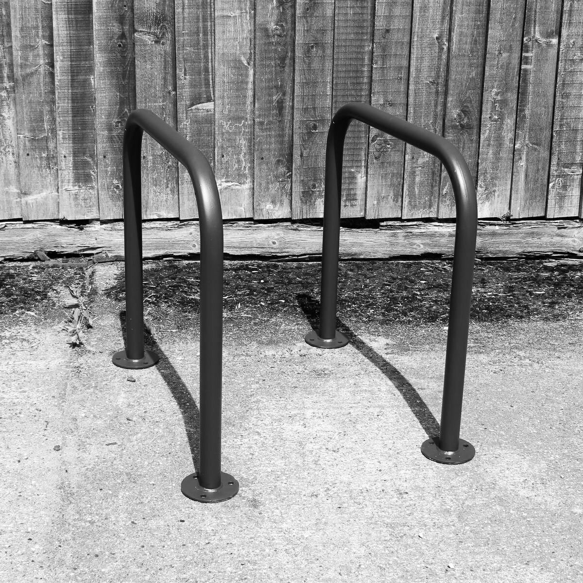 Велопарковка 1шт из круглой трубы высота 90см ширина 40см