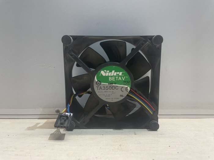 Вентилятор для корпуса TA350DC M35172-35 1pc NIDEC m35172/35 fan 9032 12V 0.55a 5-pin