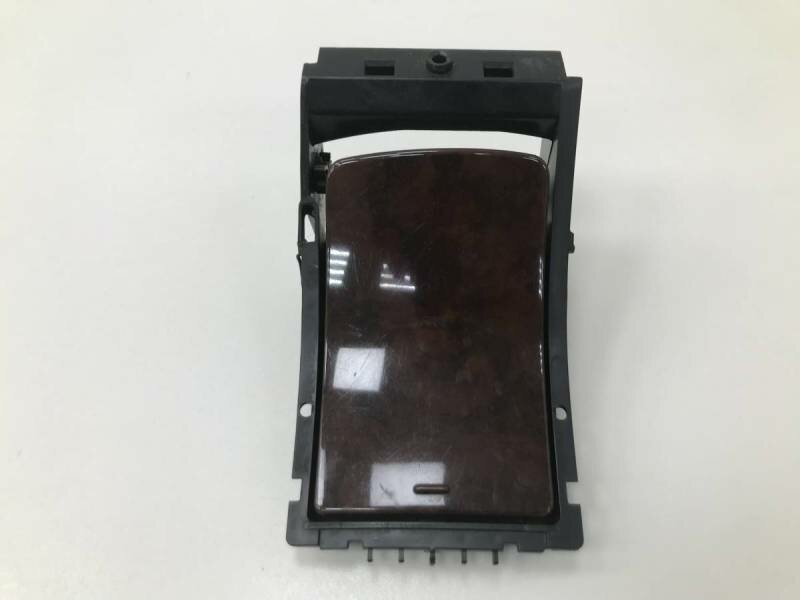Подстаканник Peugeot 407 2004-2010 кат.номер: 9683063577 9683063677 9683063877 9683063977