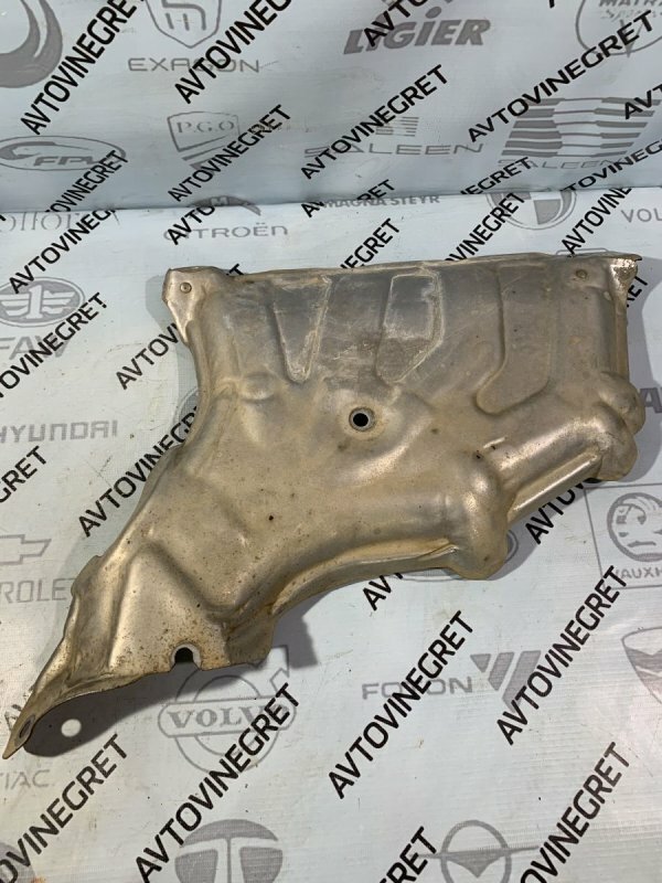 Экран тепловой Renault Duster 1 F4R 2.0 Б/У с пробегом