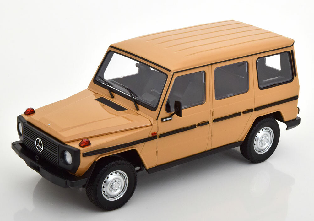 Модель коллекционная MINICHAMPS Mercedes g-model lwb 1980 creme