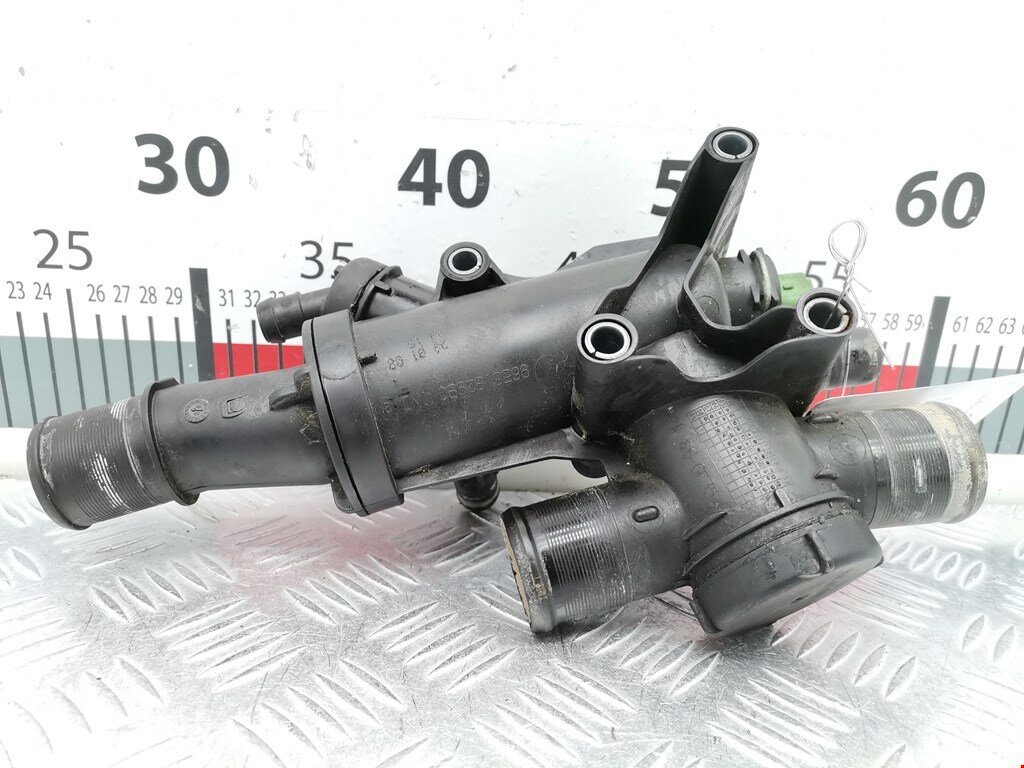 Корпус термостата Volvo S40 2 1336Y9 арт. 1981036